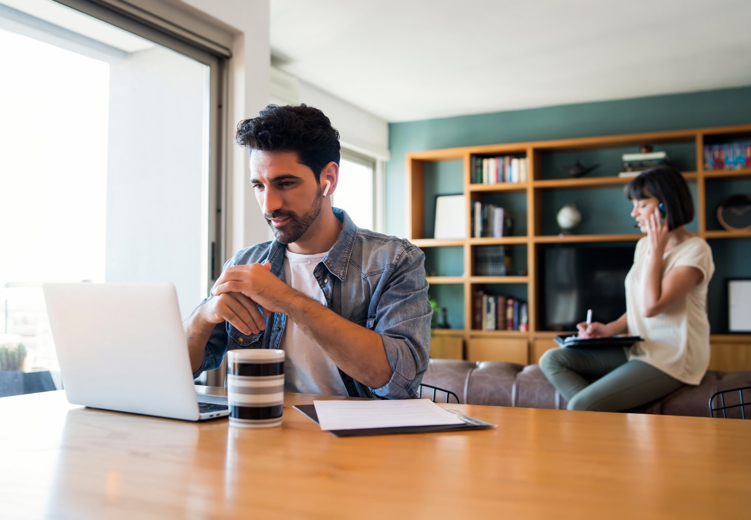 Estudiar online, tu opción para obtener un título