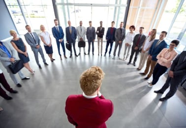 Tipos de líderes comunitarios y cómo desarrollarlos